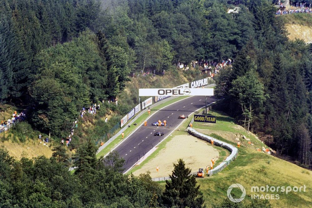 A versenyző, akinek Senna mentette meg az életét: „Minden egyes nap ...