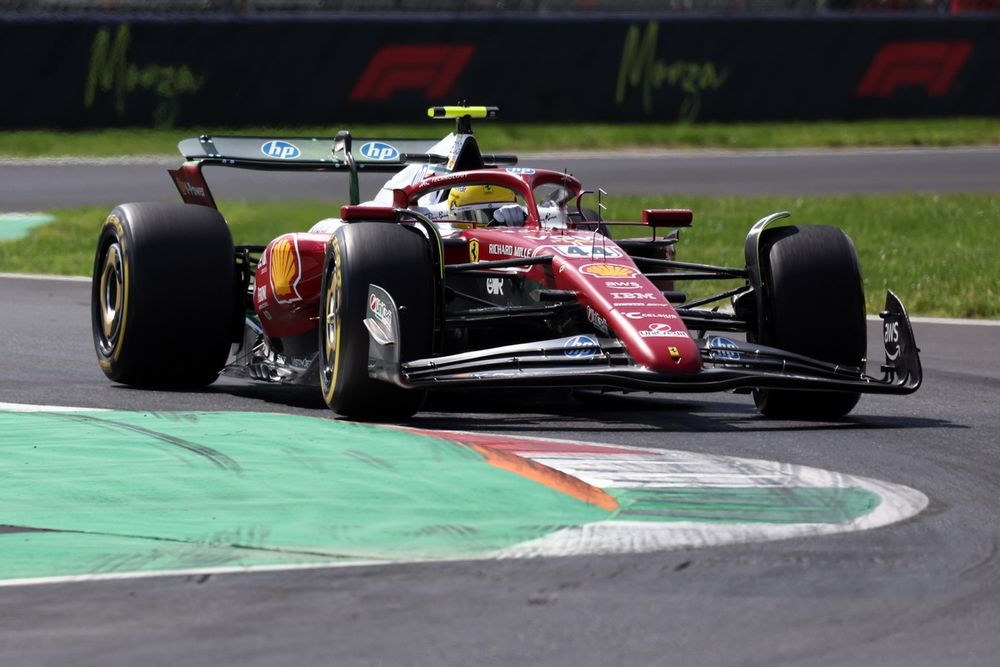 Eerste Ferrari-meters op Monza voldoen aan verwachtingen Hamilton