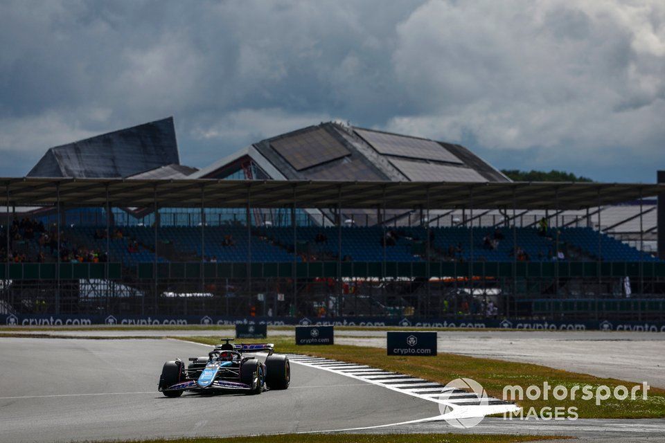 Mercedes open to 2026 Alpine F1 engine supply to replace Aston Martin