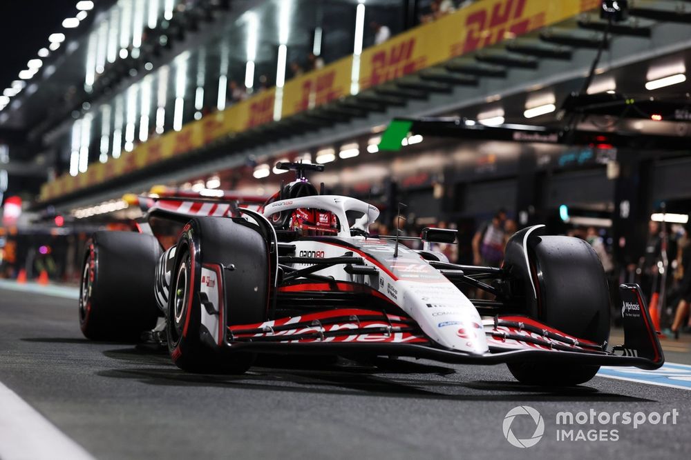 En dernière ligne, Ocon ne jure que par le travail pour s'en sortir