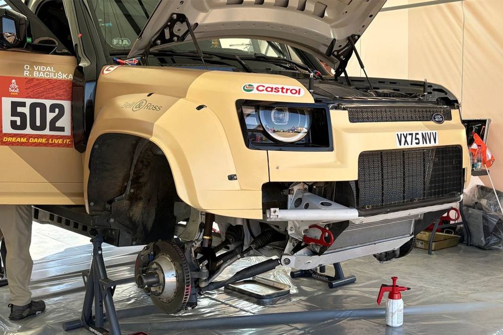 Il richiamo del deserto: per Defender il ritorno alle origini è la ...