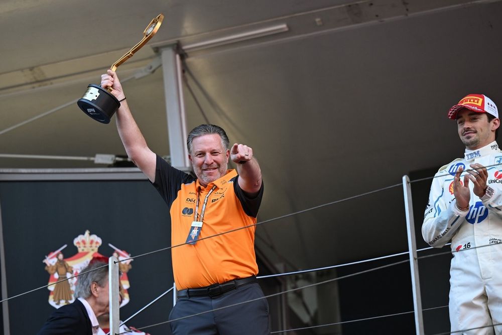 McLaren CEO Zak Brown bats at Wrigley Field with MLB star Hunter Greene