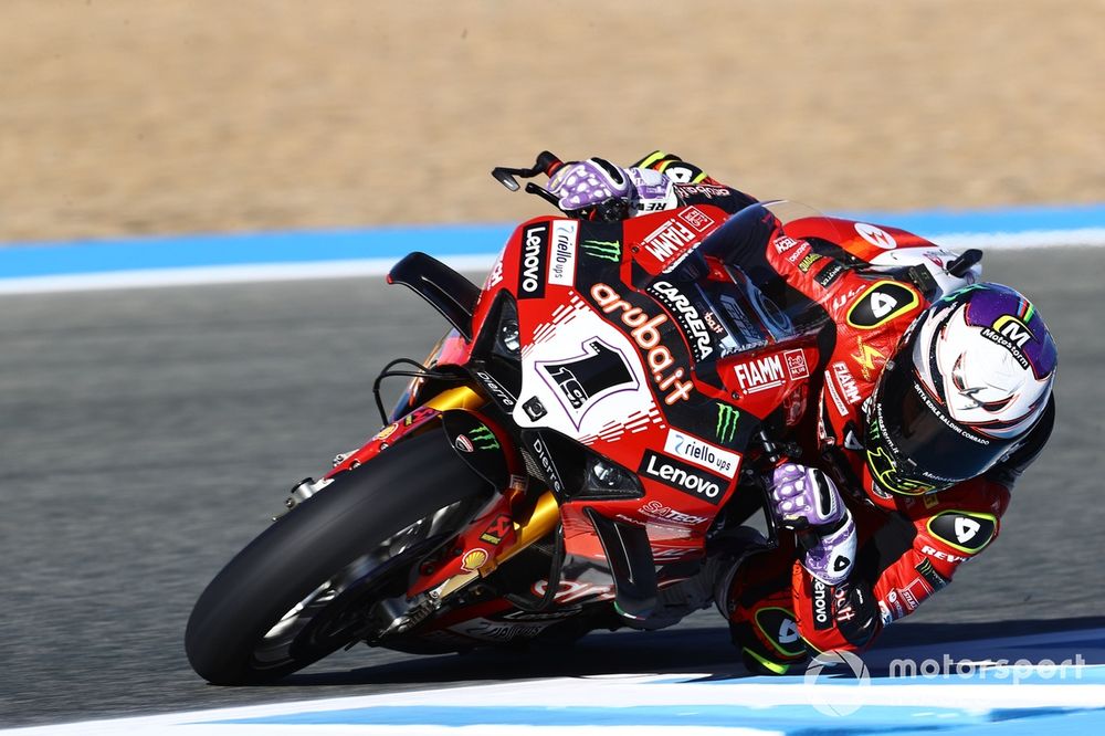 SBK | Ecco la entry list della stagione 2025: ben otto Ducati!