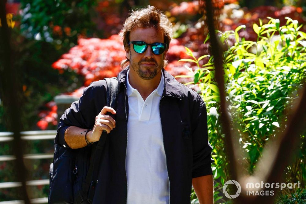 Russell: "Asfalttan şikayet edenler var ama ben hafta sonunu dört gözle ...