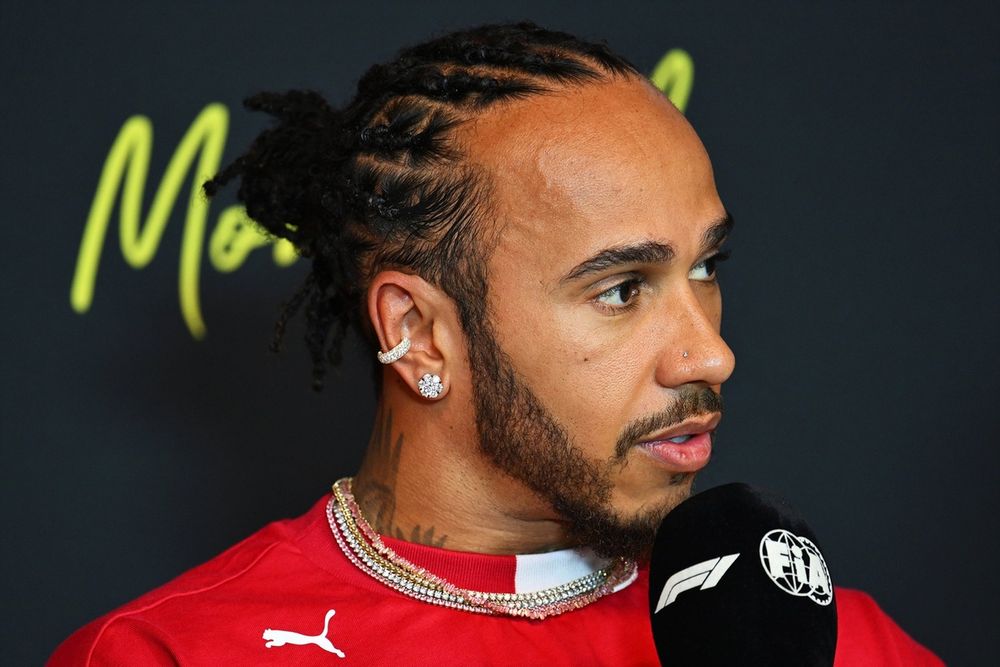 Fernando Alonso hits back at Lewis Hamilton critics amid Ferrari struggles