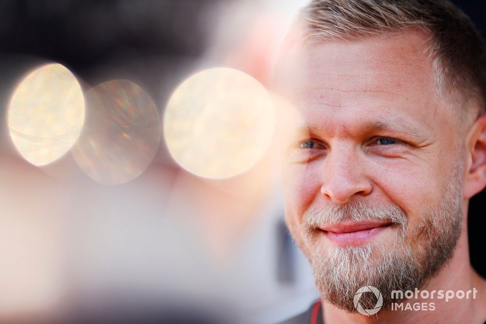 Magnussen: "Formula 1'e tutunabildiğim kadar tutunurum ancak dışarıda ...