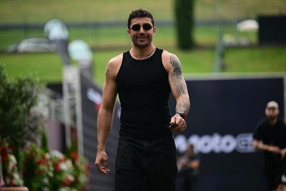 Iannone vince subito sulle Baggers al Mugello e invita Stoner: "Vieni ...