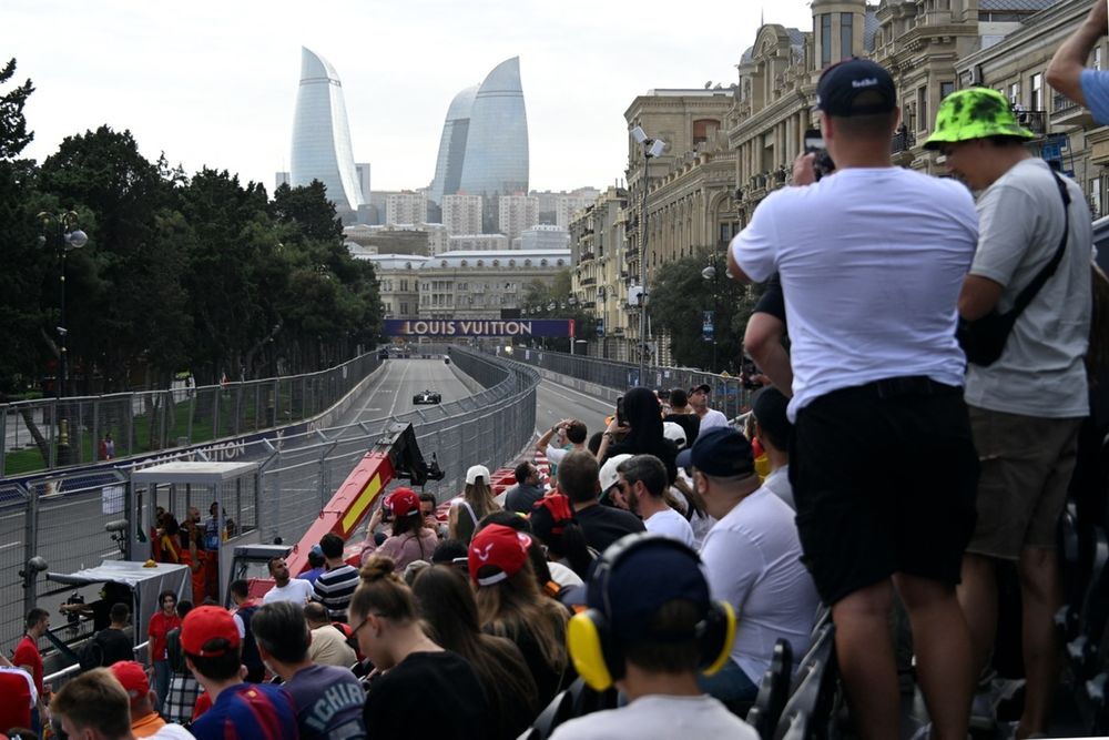 F1 Azerbaijan Grand Prix qualifying: Where to watch live, start time ...