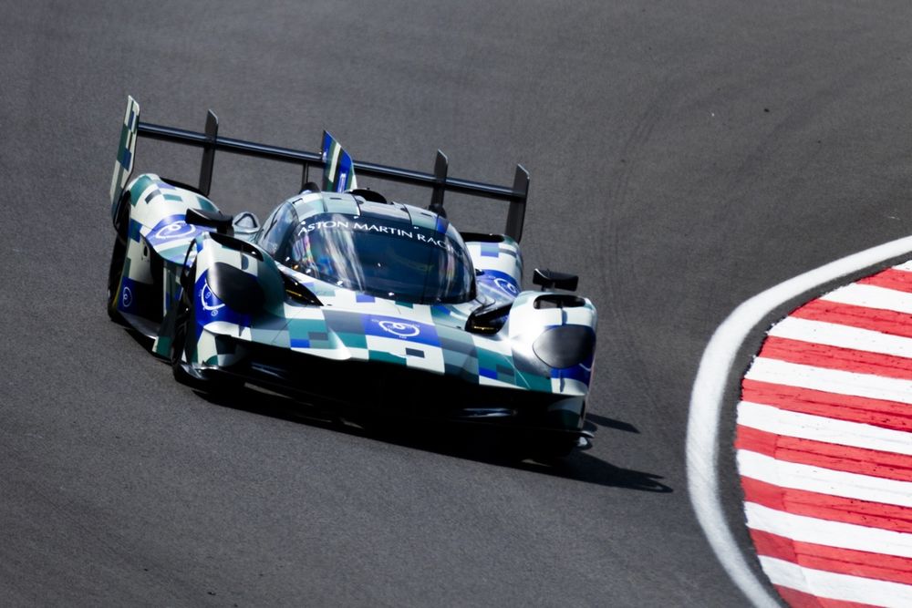 Alex Riberas disputará el WEC 2025 en Hypercar con Aston Martin