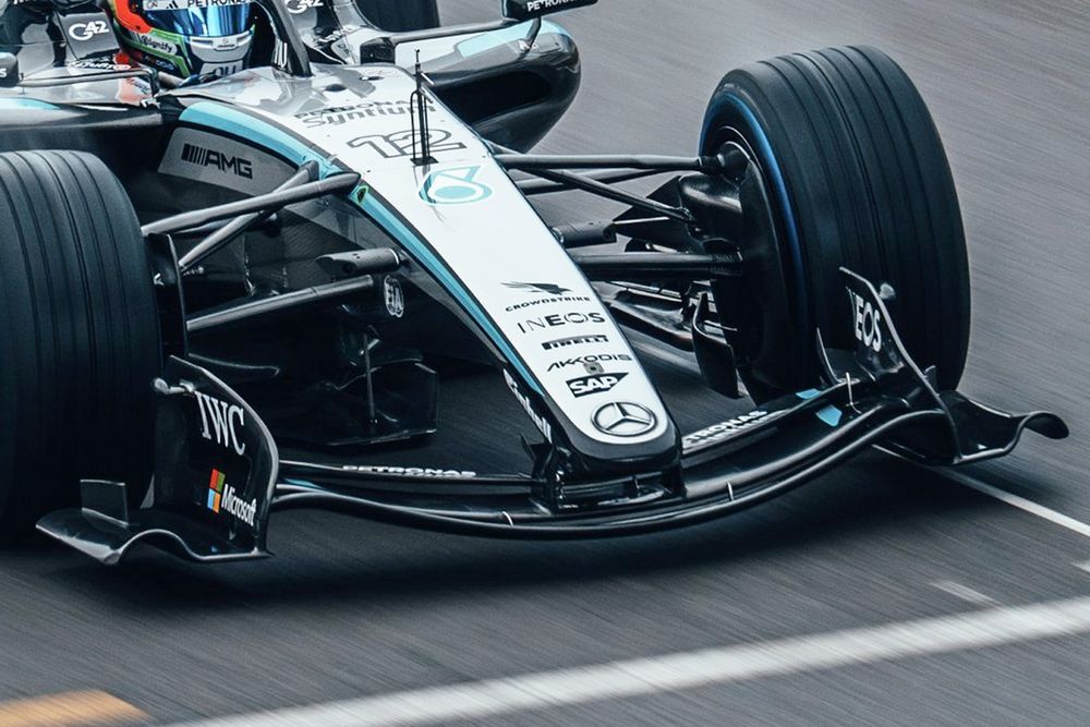 Mercedes'in 2026 aracındaki ilgi çekici ön kanat tasarımı nasıl?