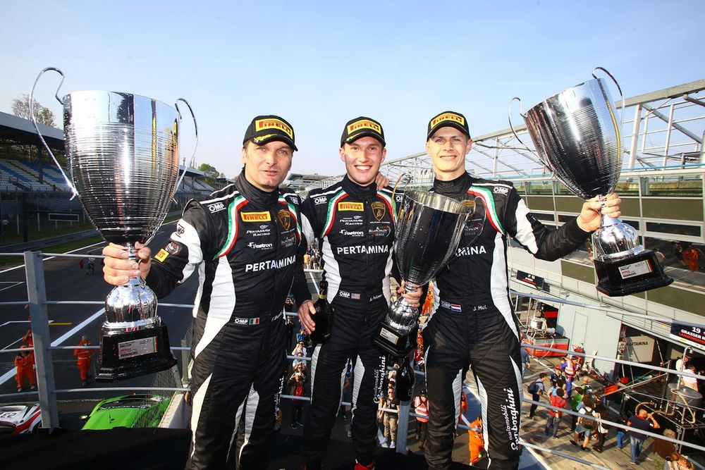 Lamborghini festeggia 10 anni di successi con la Huracán GT3