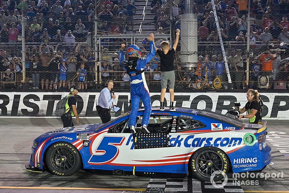 NASCAR Cup Series at Bristol: Purse, entry list, schedule, and more